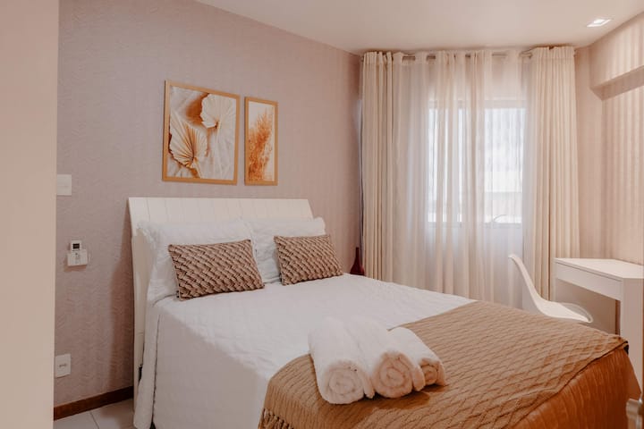 Apt Com Vista, Piscina, Próximo  Salvador Shopping - Salvador