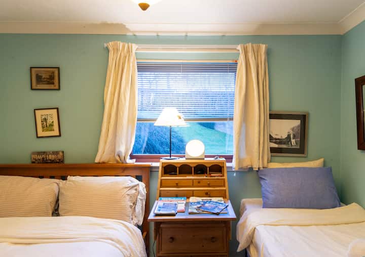 Relaxed Inviting Flat-fettes Village (Shared Flat) - Edinburgh