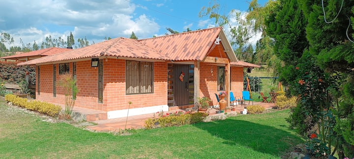 Hermosa Cabaña Paipa, Descanso, Tranquilidad -Wifi - Duitama