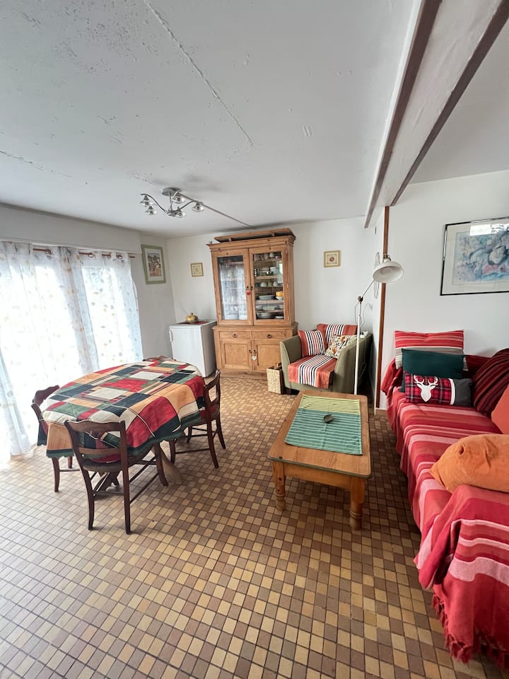 Etxe Tipia  Vacances Simples Et Tranquilles - Hendaye