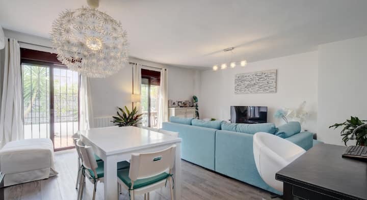 Modern & Cozy! Just 5 Mins From Puerto Banús - Marbella