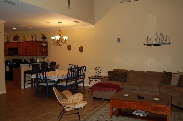 Joy Comes In Waves! Spacious Townhome Near Beach - North Padre Island, TX