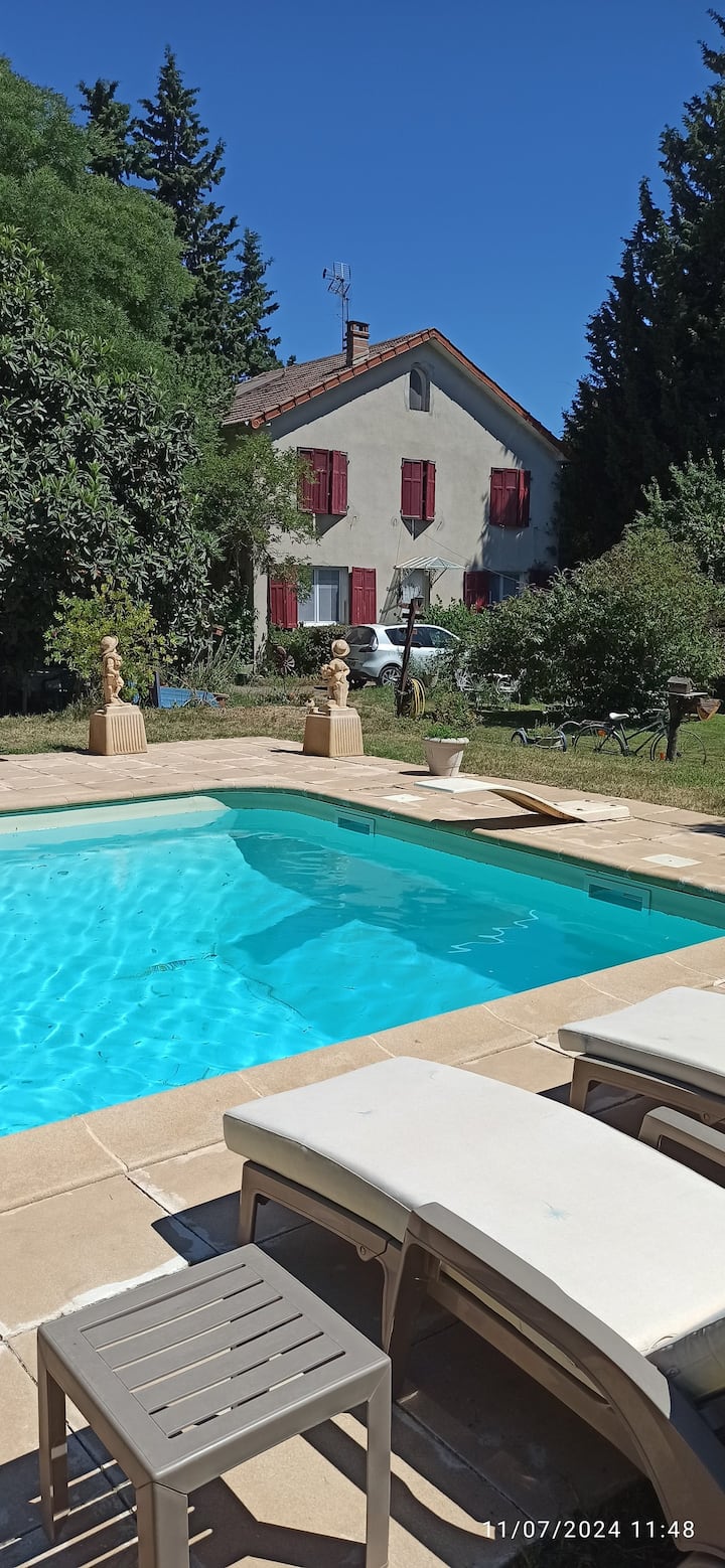 Studio  Climatisé Avec Jardin Et Piscine - Bouc-Bel-Air