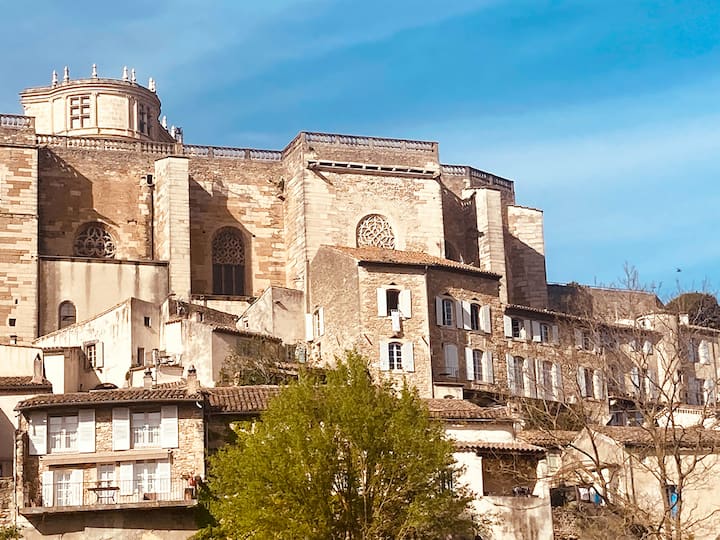 Appartement Xviiie Siècle, Lumineux, Vue Et Balcon - Grignan