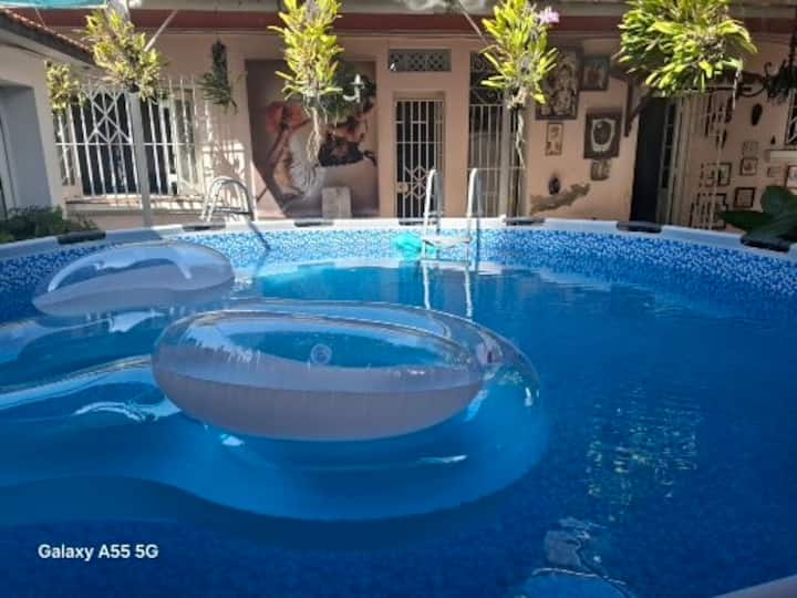 Casaparticulargodoy 3bedrooms+wifi+3bath+swimpool - Havana