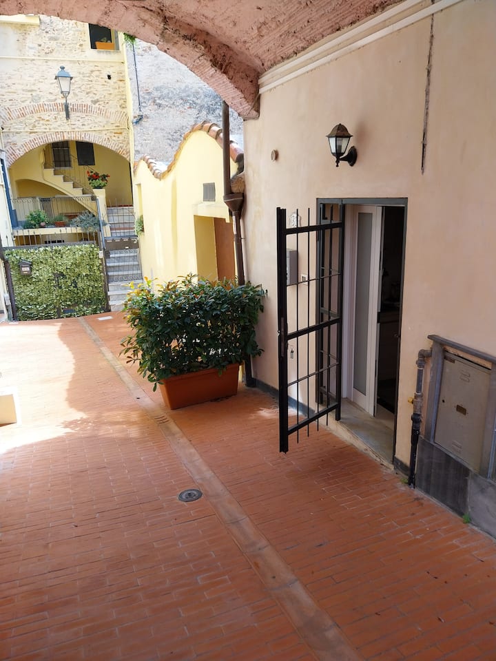 Nice House Relax In Medieval Village  - Loano - Pietra Ligure