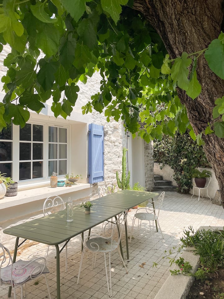 La Bastide, Mas Provençal En Pierre - Var