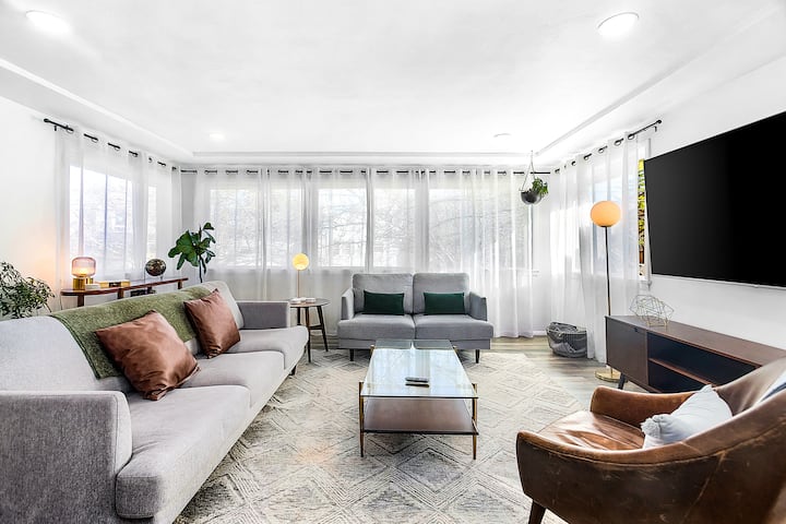 The Squirrel | Near Ups, Proctor, And Old Town - Tacoma, WA