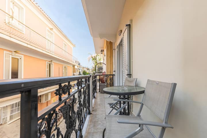 Beautiful City Centre - 1 Bedroom Apt 1st F - Zakynthos