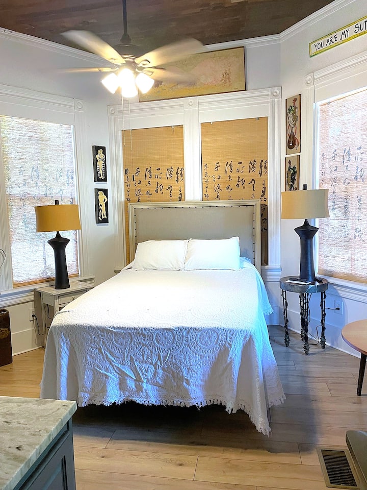 Victoria House (Downtown!) - 莫比爾