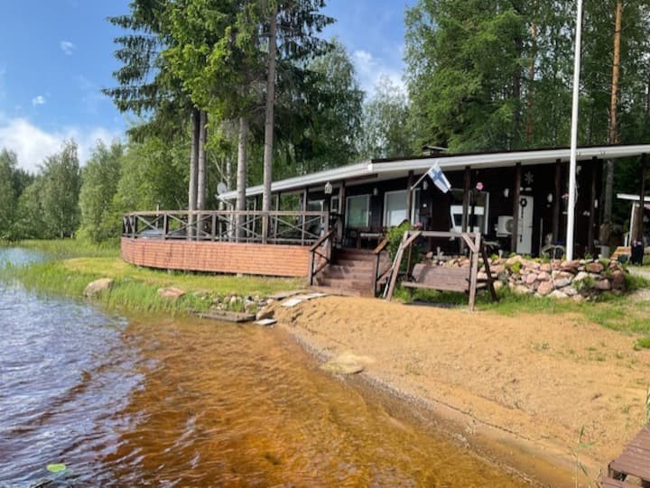 Tilhi Cottage Järven Rannalla - Savonlinna