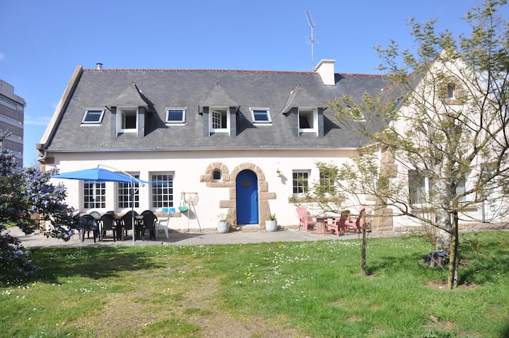 Maison Des Copains Et Cousins , Proche Mer, 12 Per - Trégastel
