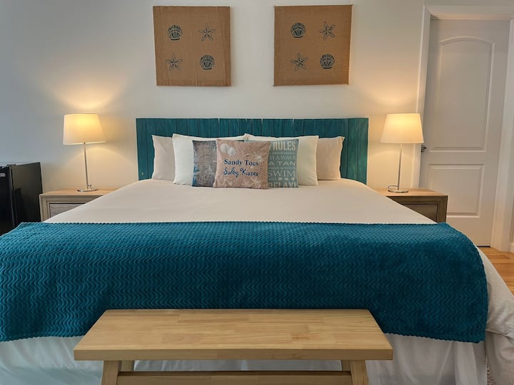 Coastal 3 Bed/2 Bath W/pool & Near Beach - 拿騷