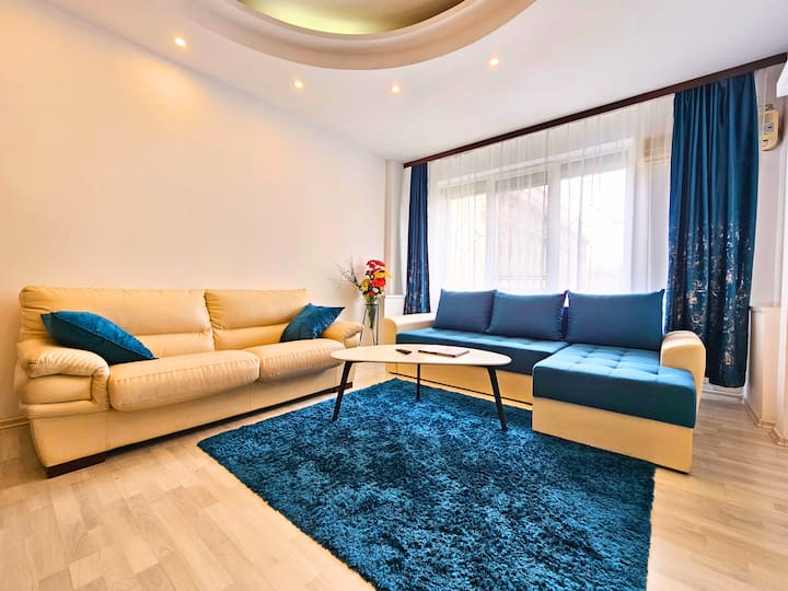 The Academy 1bd With Jacuzzi 80 Sqm - Bucarest