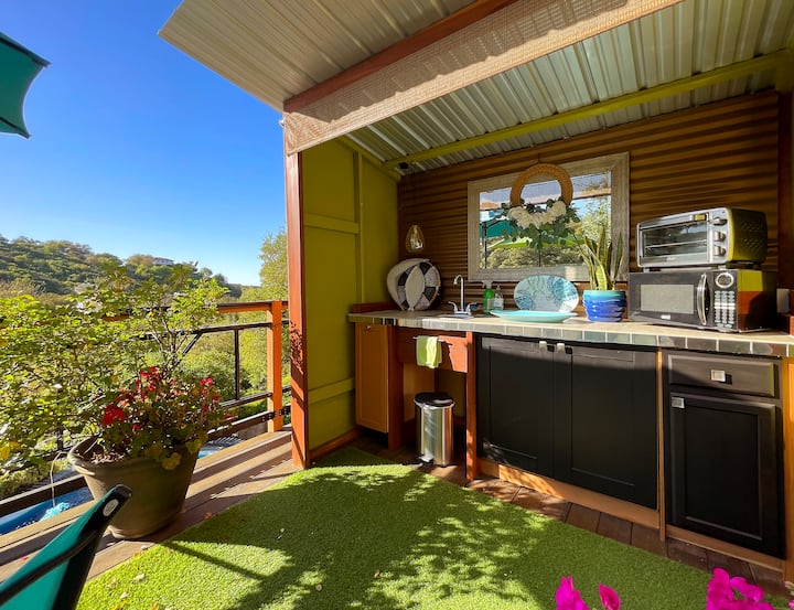 Soft Air...a Luxury Suite With A View! - California