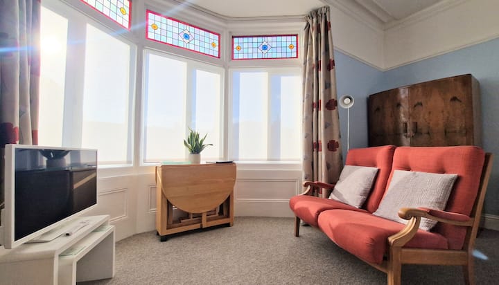 Stylish Seafront Apartment - Beachside 1 - Pevensey