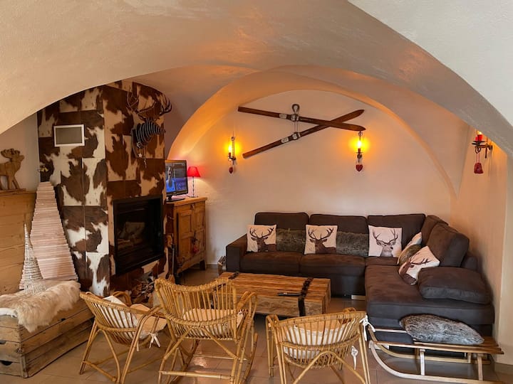 Maison De Pays Rénovée En Duplex, Le Grand Fêtre - Névache