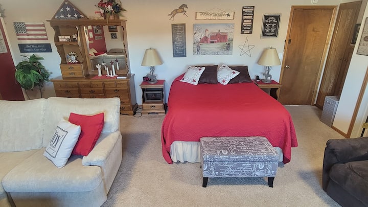 Large Private Studio Central Oregon~pet Friendly - Tumalo State Park, Tumalo