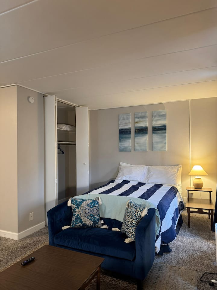 Furnished Studio Apartment - University Of Toledo - 털리도