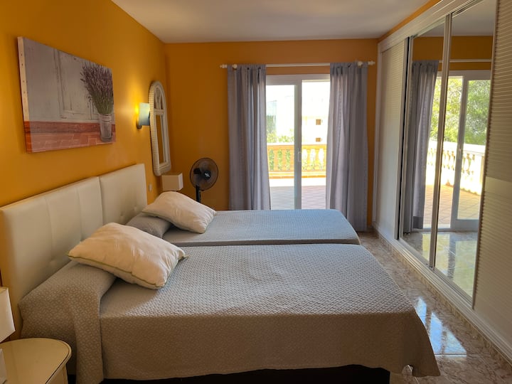 Palmanova Villa With Tennis Court Near Beach - Magaluf