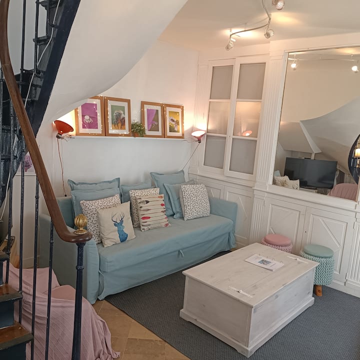 Maison Colorée Rue Crémieux - Paris