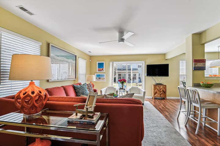 Eagles Landing  5 Br/3.5 Ba With Parking - Delaware