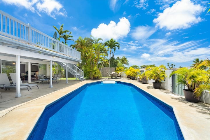 Marina Front Home Located In Hawaii Kai W/ Pool - Hawái