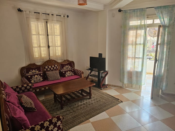 Appart T3 100m2 Récent Prox. Port Et Plages - Algeria