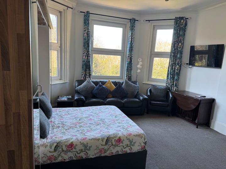 Flatlet 2 The Victorian Lodge, Ryde - Bembridge