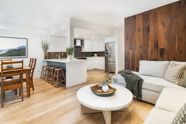 Luxury Townhome | Hot Tub | Village | 2br/2ba - Whistler