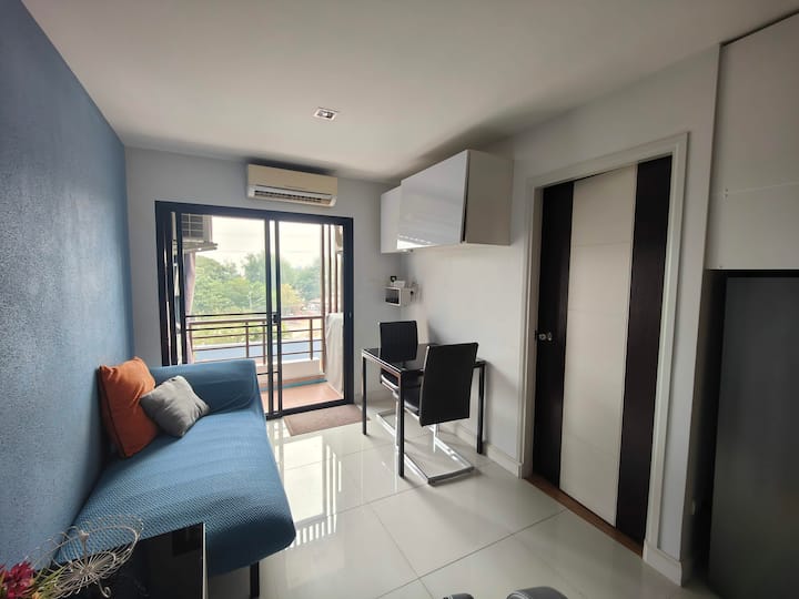 Family Apartment With Massage Chair - Chiang Mai