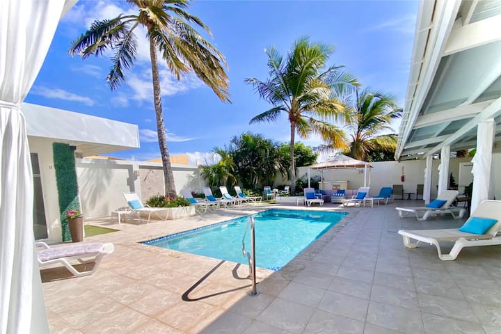 Best Location Stepsto Tophotels & Famous Palmbeach - Aruba