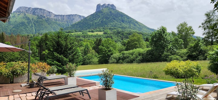 Grande Maison Avec Piscine, Idéale Pour Famille - Talloires-Montmin