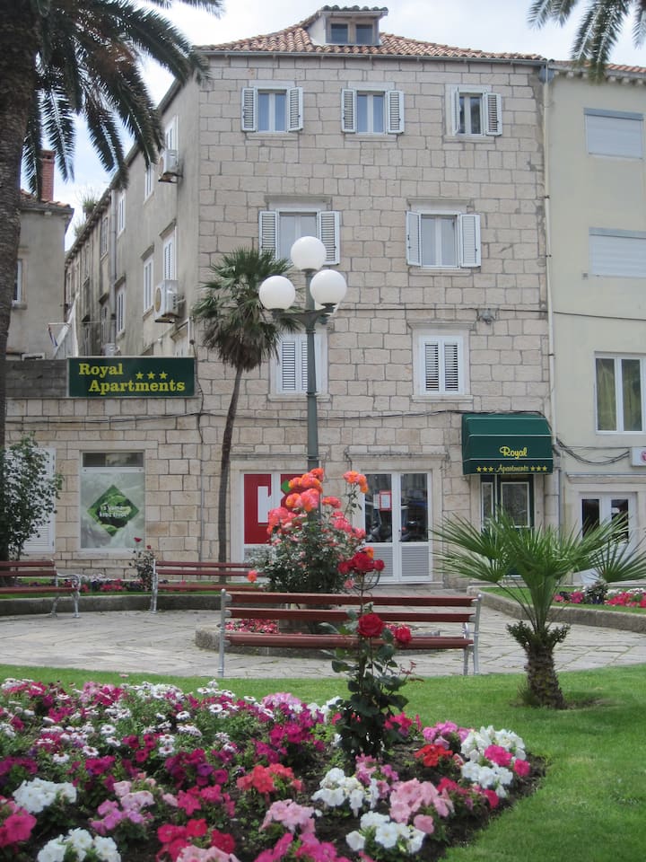 Korcula Town Royal Studio Apartment - Lumbarda