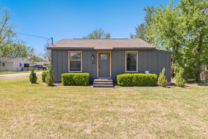 Pasos Para El Centro De Bentonville Iv - Bentonville, AR