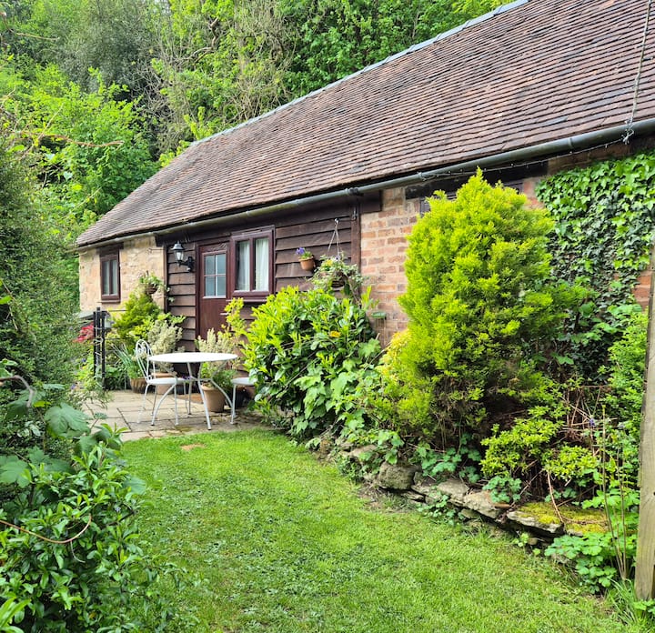 Glebe Barn At Farlow Detached Dog Friendly Cottage - Worcestershire