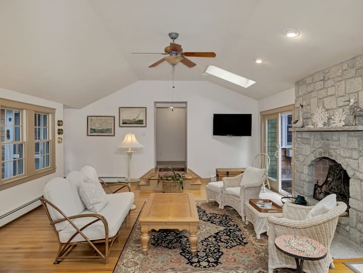 6 Beachway - .5 Mi To Private Beach - Sandwich, MA