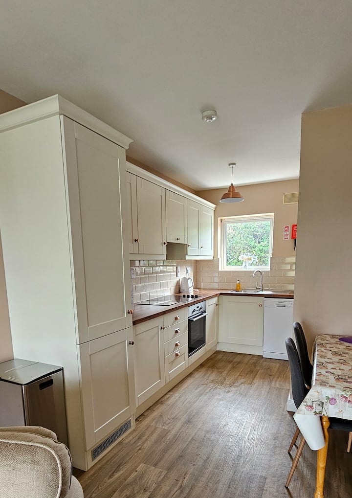 Robertstown Self Catering Cottage - Sleeps Up To 5 - Clane