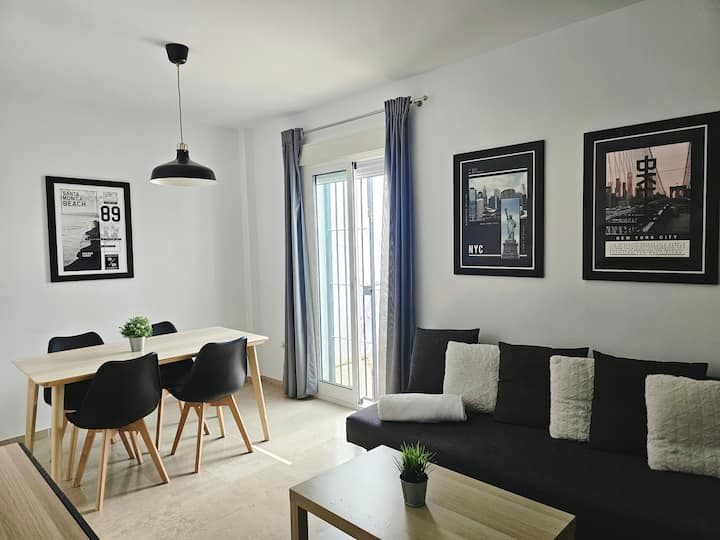 Apartamento Moderno En Chiclana Pueblo Con Parking - Chiclana de la Frontera