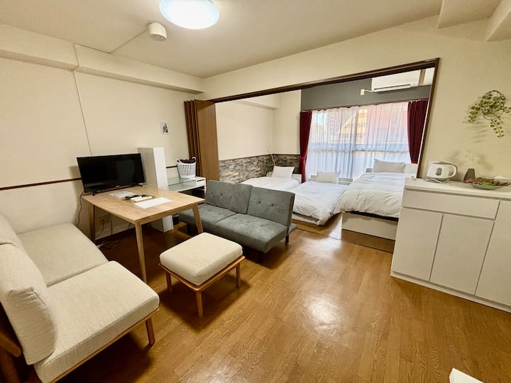 R-502 Stylish 2 Bedroom 450m Walk To Peace Park - Hiroshima