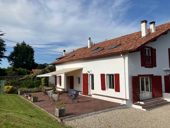 Maison Idéale Pour Famille De 5 Pers. Ou 2 Couples - Zugarramurdi