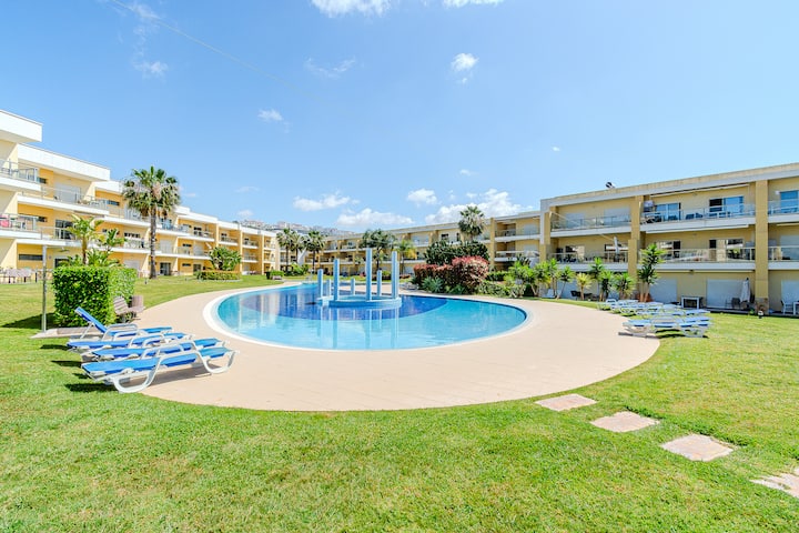 Glamorous 1 Bedroom Apartment Pool And Garden View - Albufeira