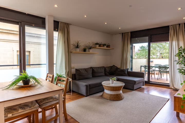 Céntrico Apartamento Con Terraza - La Floresta