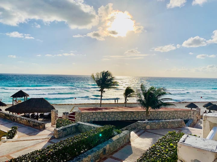 Cancun Beach Front Resort With Ocean/bay View - Cancún