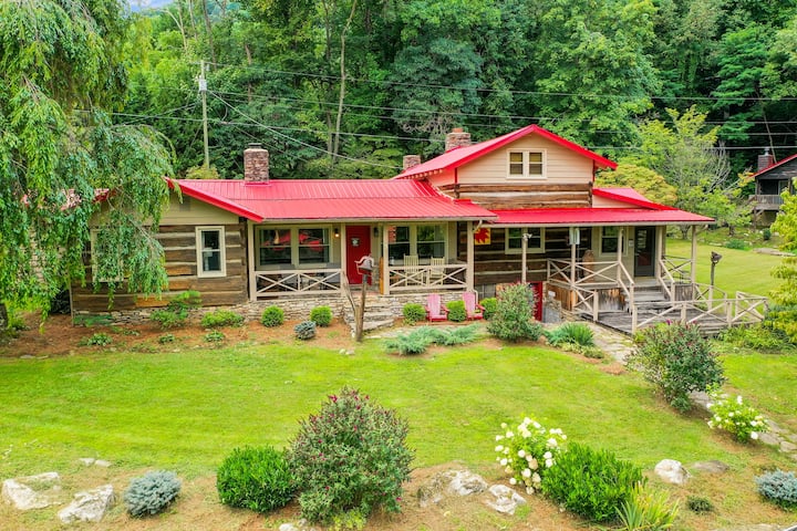 Mountain Joy Cottage #3 Owl Lodge - Maggie Valley, NC