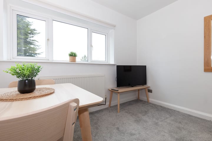 Sleep & Stay Oxford - Modern Flat Inc. Parking - Oxford
