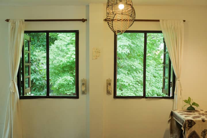 【Around Suandok】lush Greenery/pet-friendly/ac&bath - Chiang Mai