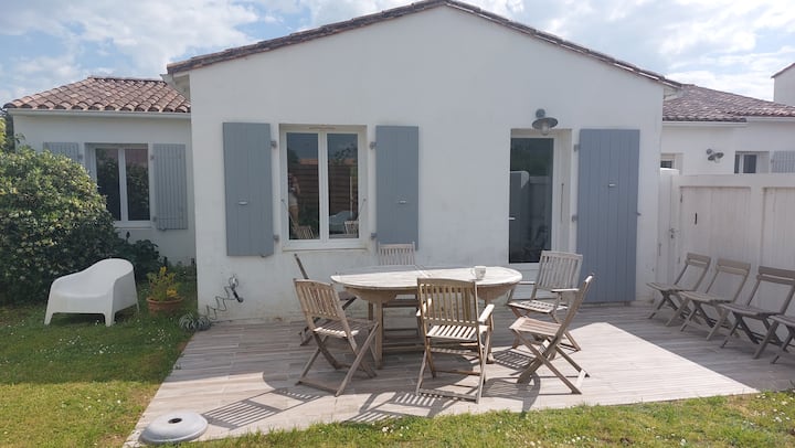 Villa 3 Chambres Ensoleillée Proche Mer - Île de Ré
