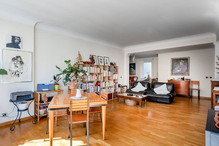 Cozy Home Full Of Art With Terrace In Rome (Roma) - Roma