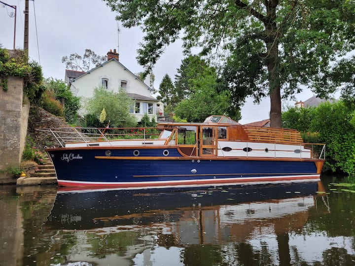 Vintage Luxury Gentlemen's Cruiser - Accomodation - Horning